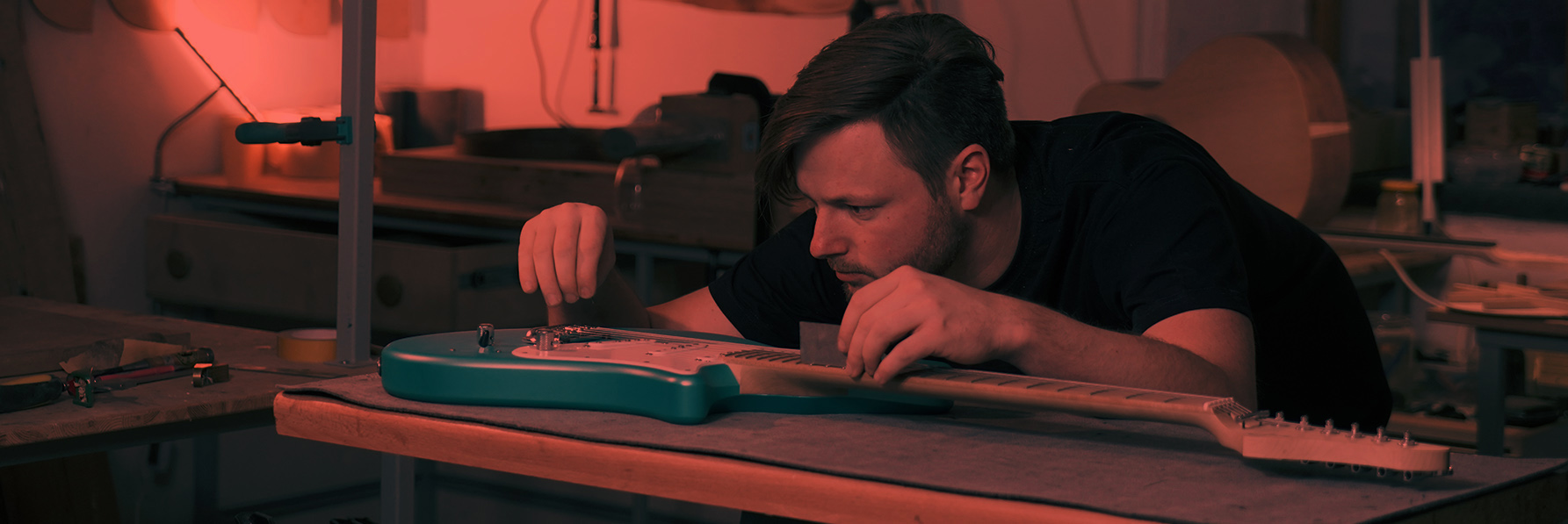 Kontaktujte mě | Jech Guitars